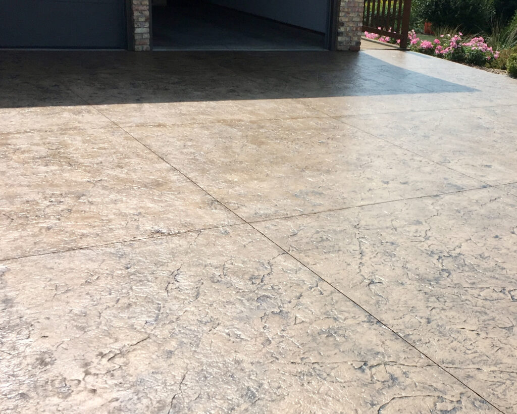 Driveways - Creative Concepts Contractors Inc.